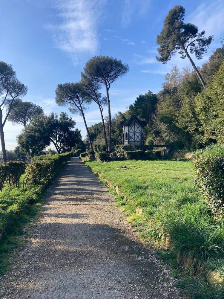 Monte Mario e Parco Mellini: Il Punto Panoramico Più Alto di Roma